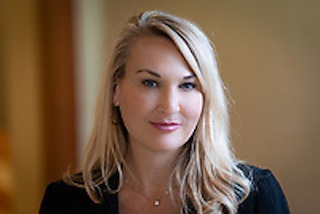 Jenna Cooper on Owning and Communicating Your Authentic Story - Play ...